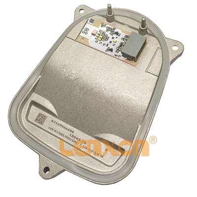 W253LED日行灯A2539066500 A2539066600 A2539068100 A2539068200