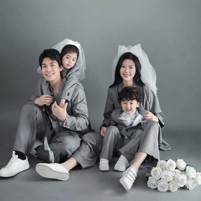 全家福亲子装红色麻花毛衣影楼主题摄影服装过年新年亲子装2024影