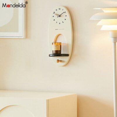 挂墙餐厅时钟2024钟表挂钟客厅大气la现代简约dde新款免打孔Man