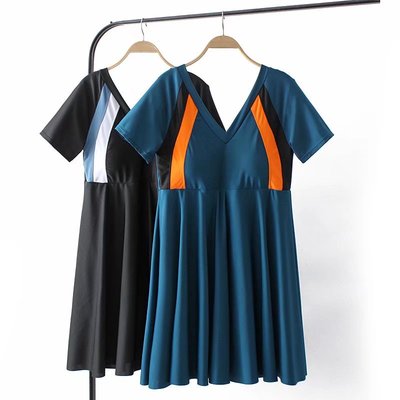 泳衣女加肥加大码裙式连身保守胖mm200斤遮肚泡温泉撞色游泳装