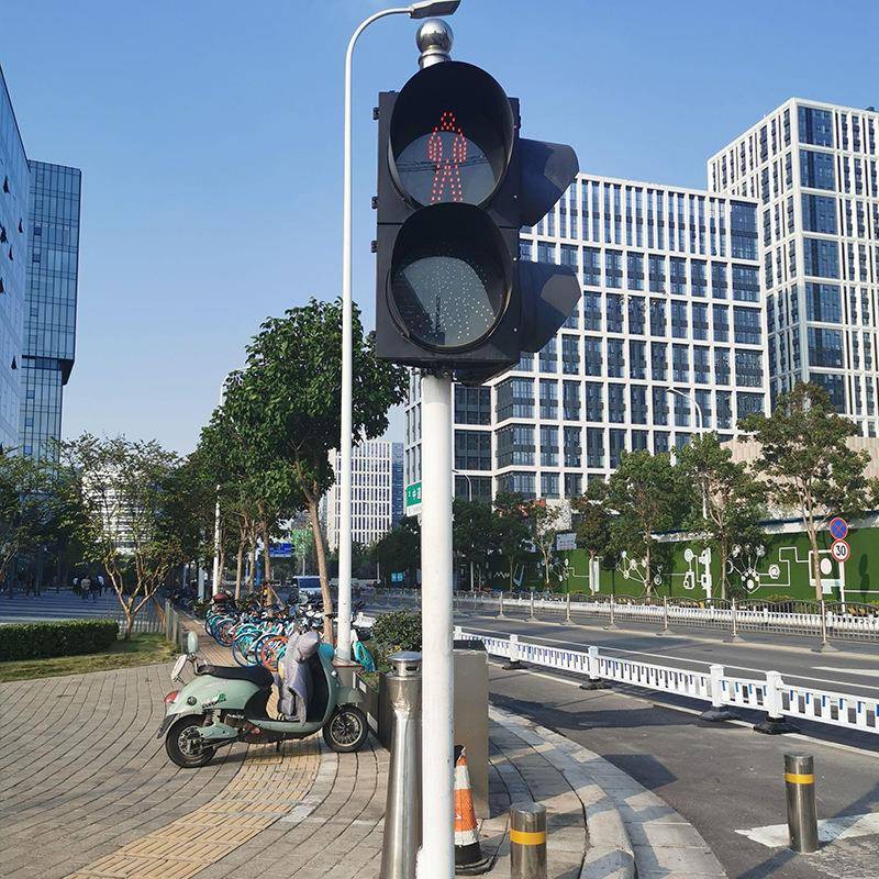 单柱式信号灯杆交通红绿灯信号外一体化交通灯机动车路障灯