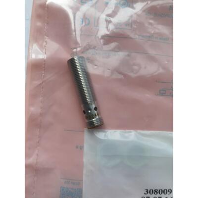 接近开关 IFS244 IFB3004BBPKG/US-104
