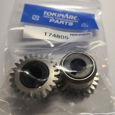 型号T74805 供应TOKINARC安川机器人送丝机配件主动齿轮原装配件