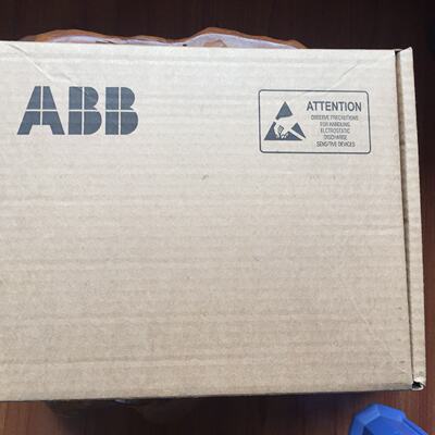 议价现货实价RUSB-02全新原装正品ABB程式设计调试工具3AUA000004