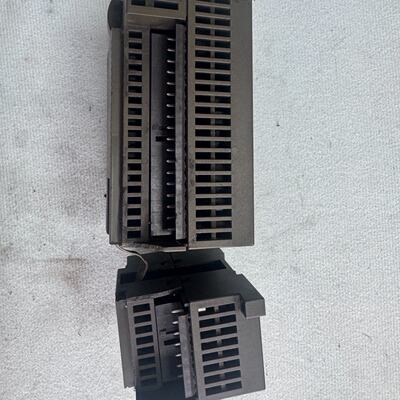 (议)PLC主机6ES72141BD220XB0副