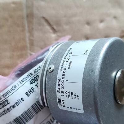 议价Baumer保盟编码器全新原装正品BHF 13.24G2500-12-9 002276