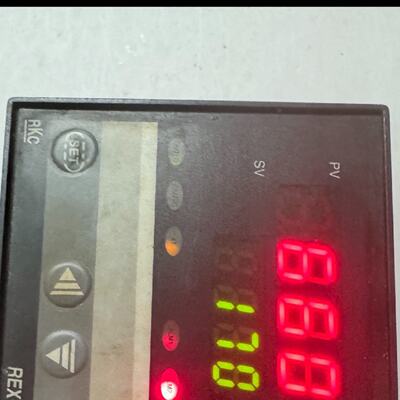 议价Intellint Thermostats RexC700fk02MAn 1 Ut En 1 Ut适用