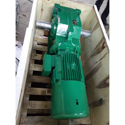 RSF减速机97107127157减速机RSF系列斜齿轮减速机