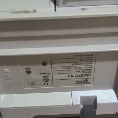 施耐德PLCTSX3721101--议价商品