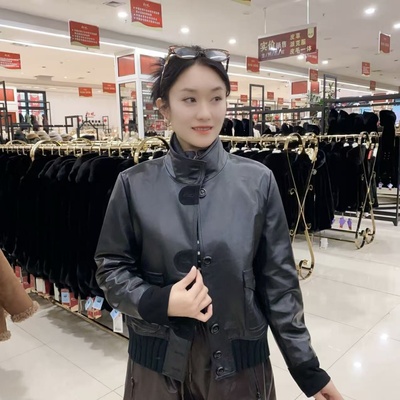 初晓2025年秋季宽松型短款标准立领皮衣休闲百搭 黑色 咖色 9230