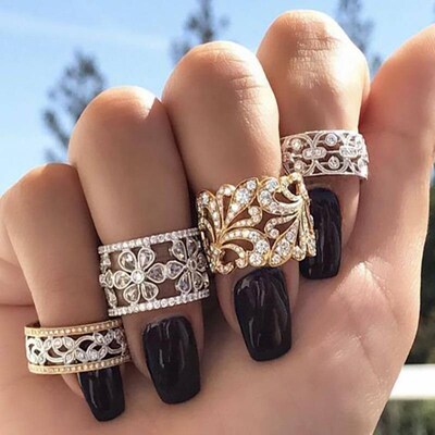 Vintage Fashion Zircon Hollow Pattern Rings for Women Vintag