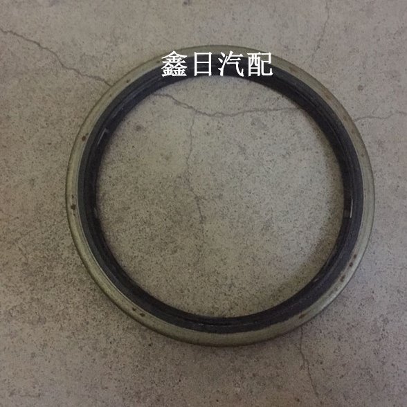 一汽通用哈轻小解放配件/轻卡/箱货/货车解放501 Q3360后轮油封