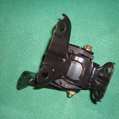 东南菱致V5V6A5左侧发动机变速箱支架垫左前引擎脚固定托架原厂