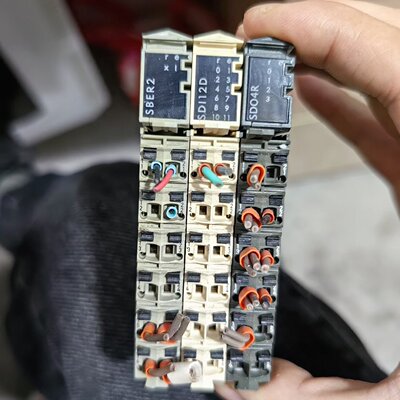 询价PLC模块 TM5SBER2 TM5SD04R TM5可维修
