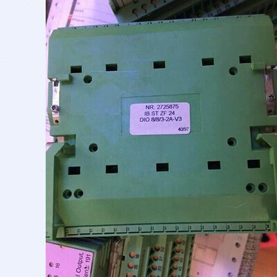IB ST ZF 24 DIO 8/8/3-2A-V3 NR.2725875