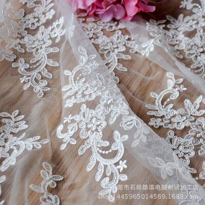 东布莞厂家直销布满L2373C幅婚纱蕾面丝料网服装窗帘桌DIY
