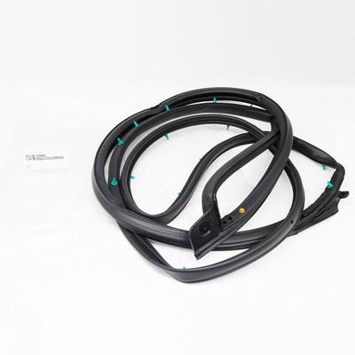 821302V000适用于现代Veloster前车门密封条橡胶带82130-2V000