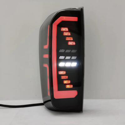 适用于15-19款尼桑纳瓦拉尾灯NAVARANP300D23LED尾灯格子款