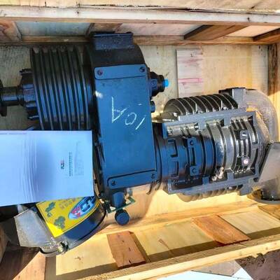 福达吊机右挂型空气压缩机HYCW-10/2渤海空压机