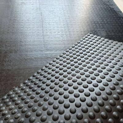 大珍纹珠防滑橡牛胶垫耐磨夹线棚垫MDI畜牧垫圆花纹点多层夹布橡