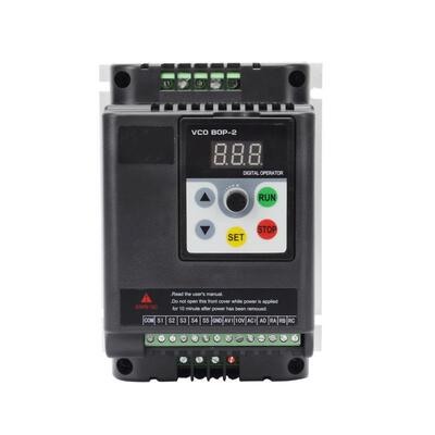 变频器0.4.WUU7.51.522KW345.57.5单2200/三相380V电机调速器