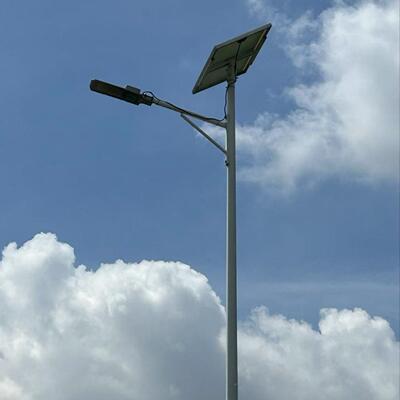 太阳能路厂家5米6新米8米1太TEX2灯0w75w200w农村阳能路灯灯头