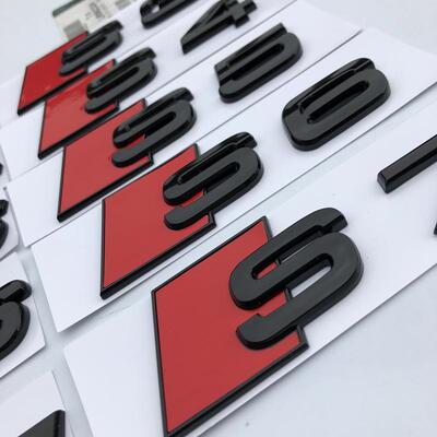RS3S4S5S6S7车标A4LA7A6A3车贴改装亮黑色后尾标标志
