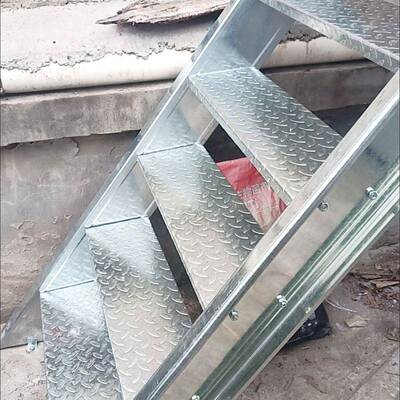 直免焊接梯锌钢结构户外阁楼乡村CQQ镀楼组装铁梯子室外简易安顶