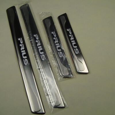 09-2015 prius ZVW30普瑞斯普锐斯不锈钢带灯门槛条蓝白红光可订