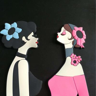 New Trendy Cartoon Cute Girls Acrylic Brooches For Women Ki1