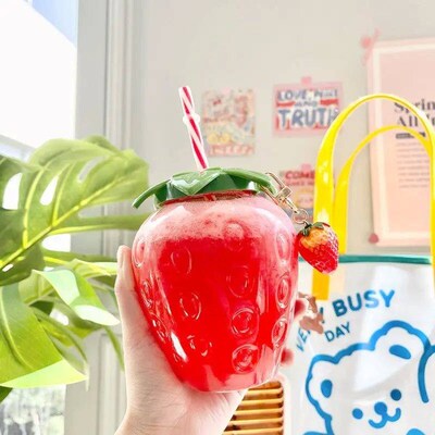 500ml Strawberry Straw Water Bottle Cute Summer Portable Pla