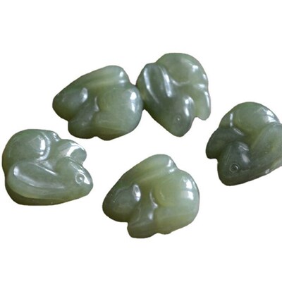 14*17mm Hotan jade three-dimensional rabbit pendant zodiac r