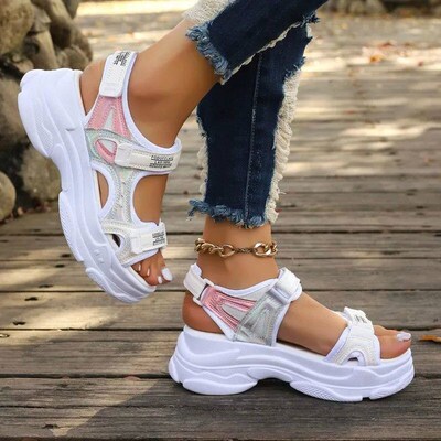 New Summer Fashion Wear-resistant Height-enhancing Sandals