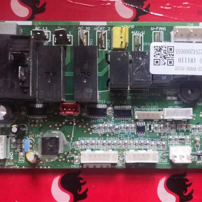 适用调控制板QRD-3F(2S)-R7F0C001-SYC1-(SY)11222542000 GD8153