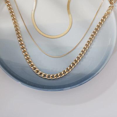 Women Vintage Multi-layered Snake Chain Necklace 三层锁骨链