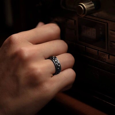 Fashion Punk Style Gear Rotating Anxiety Fidget Ring Titaniu