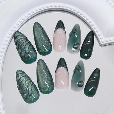 24pcs French Almond Press on Nails Retro Green Cat Eye Fake