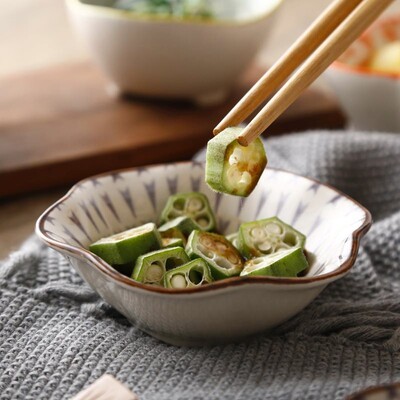 4 small serving bowls with ceramic saucer sauce