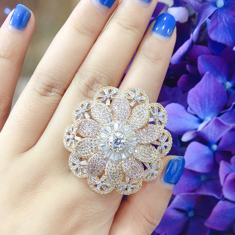 Luxury Big Ring Garland Round With AAA Cubic Zirconia Noble