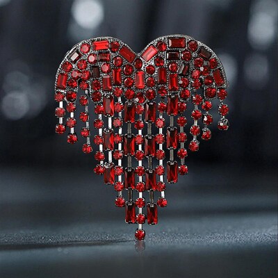 Trendy Rhinestone Love Brooches for Women 2-color Tassel