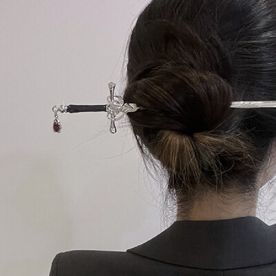 2023 New Chinese Punk Ruby Pendant Sword Hairpin Fashion Sim