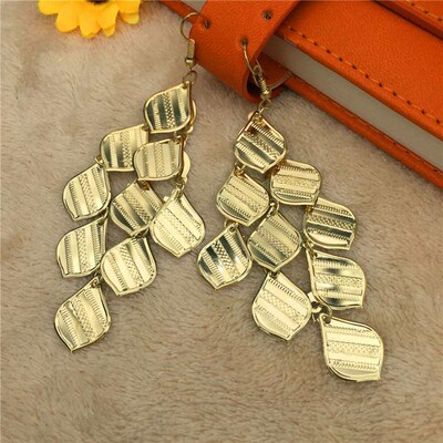 Fashion Retro Personality Diamond Small Ripple Leaf Metal Sh