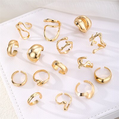 A set of 15 pieces exaggerated gold irregular rings戒指套装