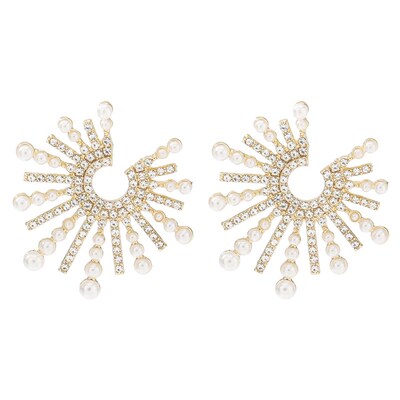 OutputAlloy Inlaid Diamond Pearl Notched Sunflower Earring F