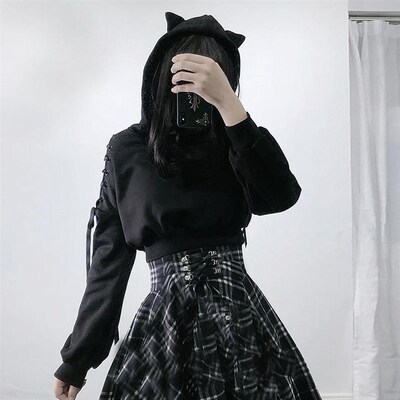 Lovely open navel hooded sweater 可爱猫咪长袖露肚脐连帽卫衣