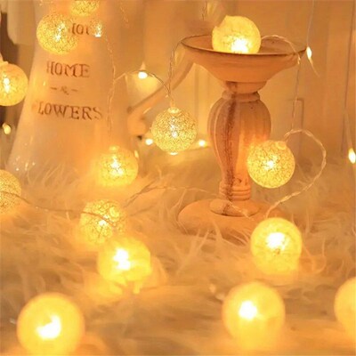 1.5/3M Cotton Garland Balls Lights String Christmas Outdoor