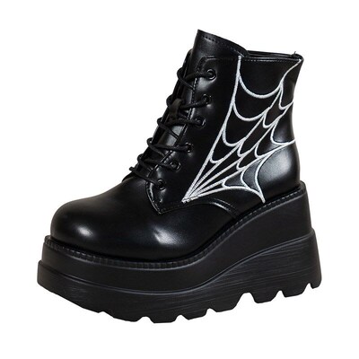 2025 EuropeAmerica ThickSoled Oversized Short Boots Women Au
