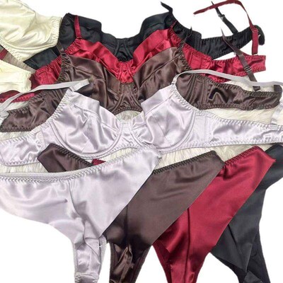 Autumn and Winter Underwear Womens Big Breasts Show Small