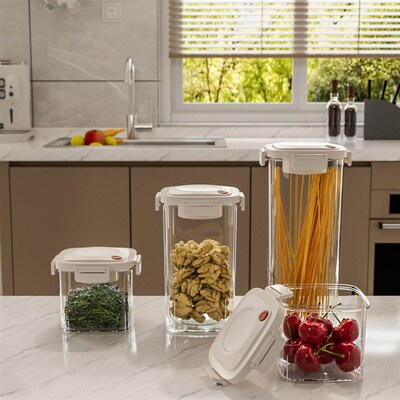 Vacuum-sealable storage container for grains and cereals, mo