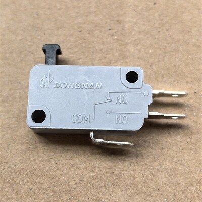 银点微动开关KW3A-0T型按钮小型自覆位行程限位消毒柜门开关16A